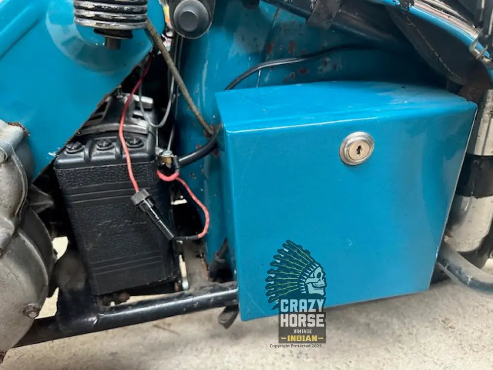 WOMBAT ELECTRIC STARTER HIDDEN BATTERY KIT – Crazyhorse Indian